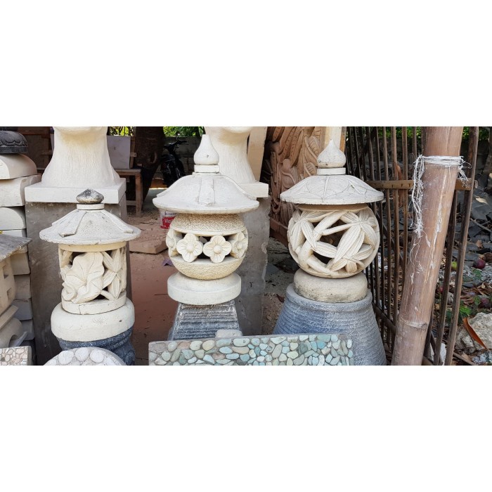 Jual [New] Lampion Batu Alam Ukir / Lampion Merapi / Lampion Taman Batu ...