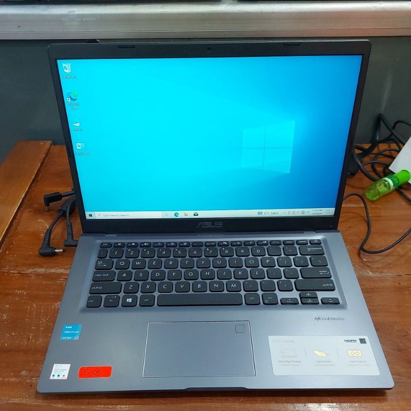 Jual Laptop asus intel pentium ram 8gb ssd 256gb vivobook X415KA Baru ...