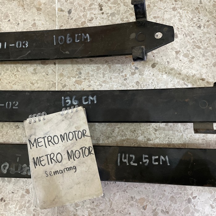 Jual Per Daun Belakang Toyota Hilux Dobel Double Cabin Revo | Shopee ...