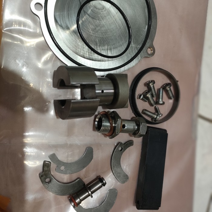 Jual Komponen Isi Vacum Pump Innova Fortuner Hilux Revo Diesel 2Gd #100 ...