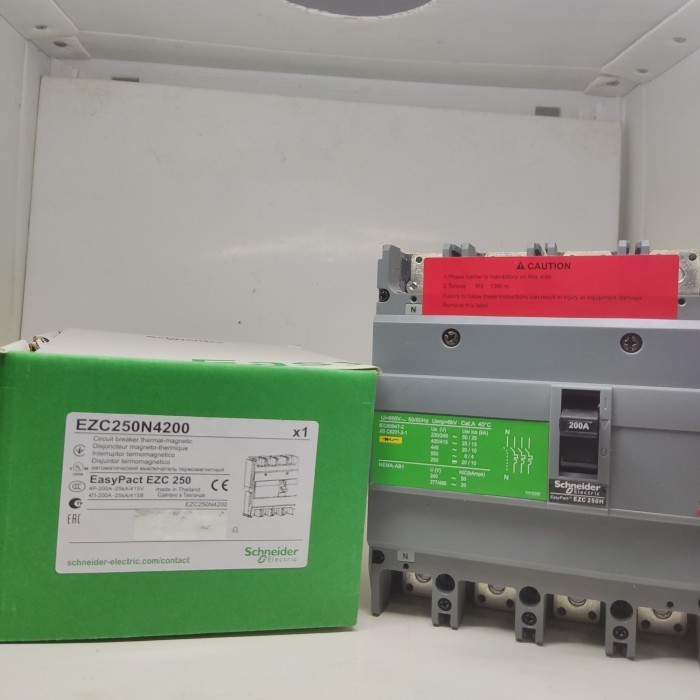 Jual MCCB BREAKER SCHNEIDER EZC250N 4P 200A EZC250N4200 200 A 4 POLE 4 ...