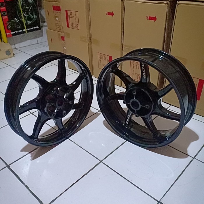 Jual velg RACING merk Rochell tapak lebar for CB 150R | Shopee Indonesia