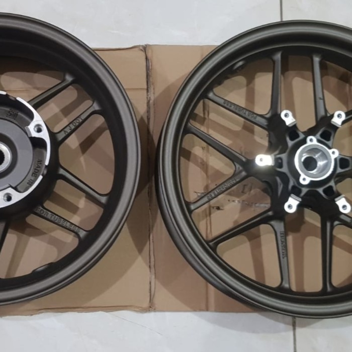 Jual Velg pelek Honda Adv 150 Adv150 honda matic racing palang origiaja ...