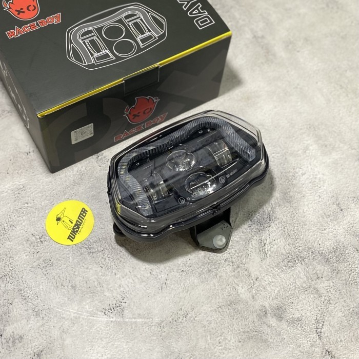 Jual Produk Terbaik] Headlamp LED Daymaker Race Boy With DRL M Ring For Vespa Sprint | Shopee ...