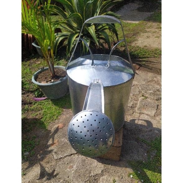 Jual TERLARIS Gembor Air / Alat penyiram air / Ember siram tanaman ... Jual TERLARIS Gembor Air / Alat penyiram air / Ember siram tanaman ...
