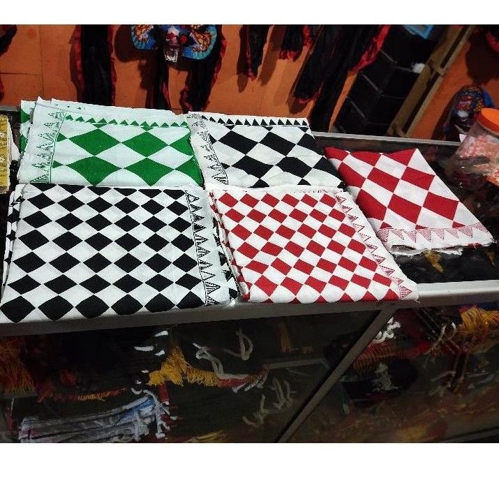 Jual Gh-6 Jarik Poleng Bali 2 Warna Utuh Werkudoro Asli / Sarung Bali ...