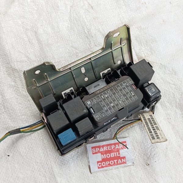 Jual Fuse Box Rumah Sikring Relay Dalam Atau Bawah Dashboard Proton ...