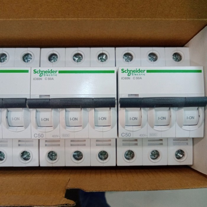 Jual MCB Miniature Circuit Breaker Schneider IC60N 3P 50A 3phase 3 phase Ori | Shopee Indonesia