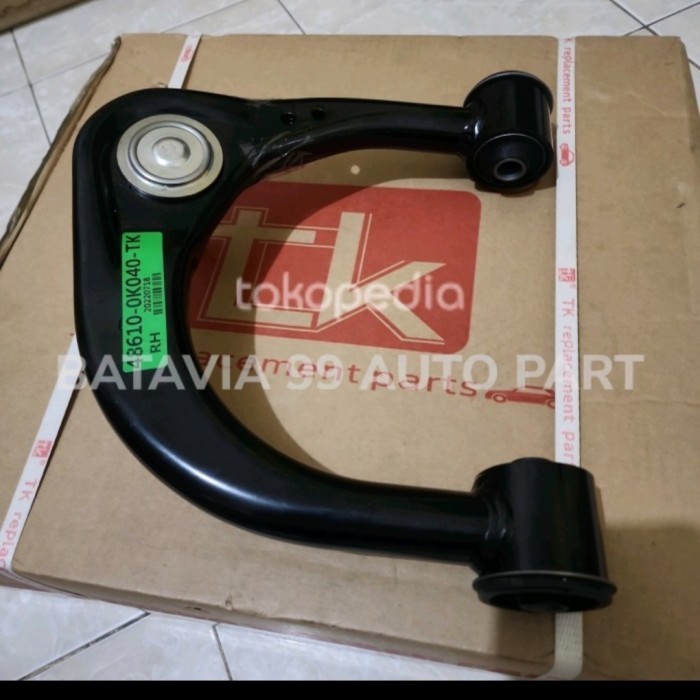 Jual Masih Ada! Sayap Atas Arm Atas Upper Arm Ball Joint Atas Hilux ...
