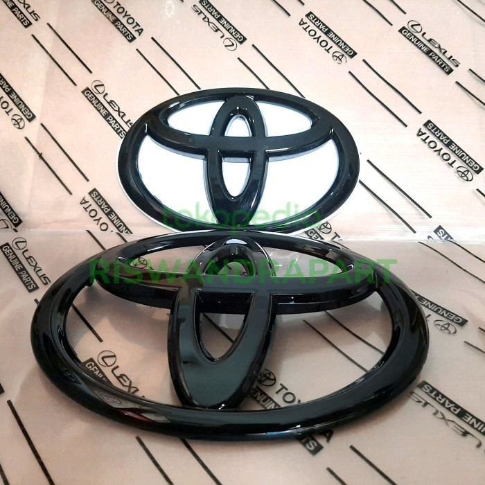 Jual Logo Emblem Toyota Innova Reborn Hitam Gloss 2016-2022 ( 1 Set ...