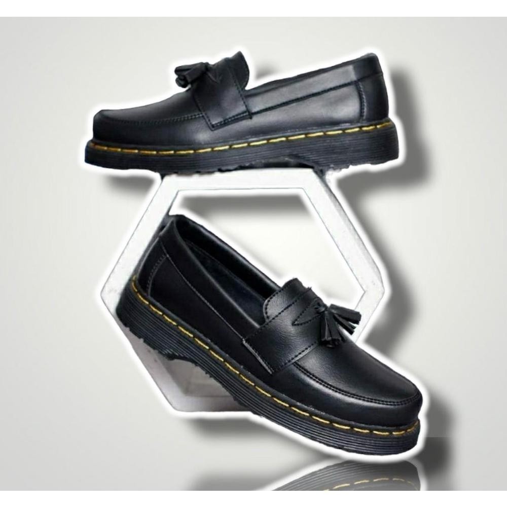 Jual Free Box Sepatu Dr Martens Dokmar / Sepatu Penny Loafer Cewe Slip ...