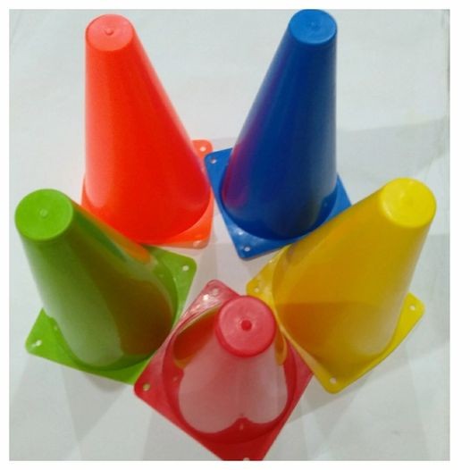 Jual ROAD BLOCKS CONES/KUN/CONE KERUCUT RAPAT 30CM WARNA KUNING 1 set ...