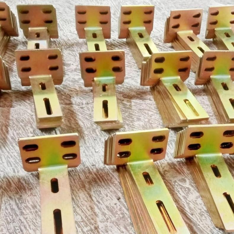 Jual Bracket Roller Nilon Rumah Roda Atas Penuntun Pintu Pagar Dorong ...