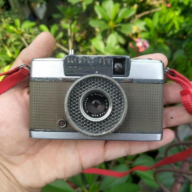 Jual SIAP PAKAI ! kamera analog olympus pen ee half frame film jadul ...