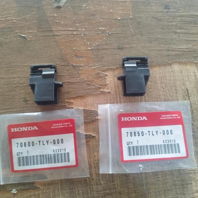 Jual Plastik Clip Klip Kancing Pengait Kait Pegangan Sunroof Sun Roof ...