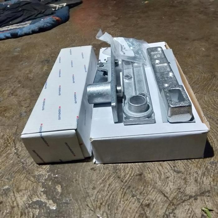 Jual Floor Hinge Dorma Bts 80 + Set Setang Top Pivot Bottom Strap ...