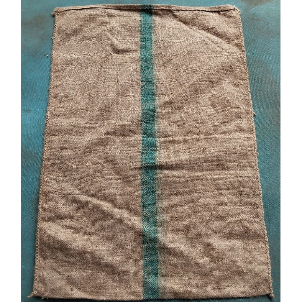 Jual karung goni 100kg uk 75x110 | Shopee Indonesia