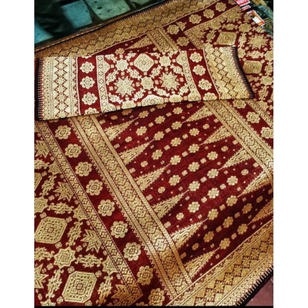 Jual SALEE 7 7 Songket lepus kandang mawar maron gold / songket palembang asli tenun tangan ...