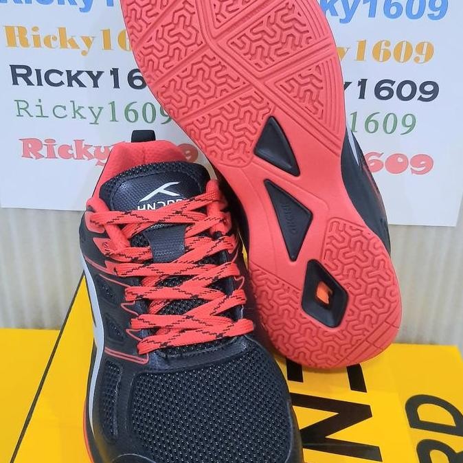 Jual SEPATU BON HUNDRED XOOM (X-CUSHION - SUPPORT PLATE - ACTIVE GRIP ...