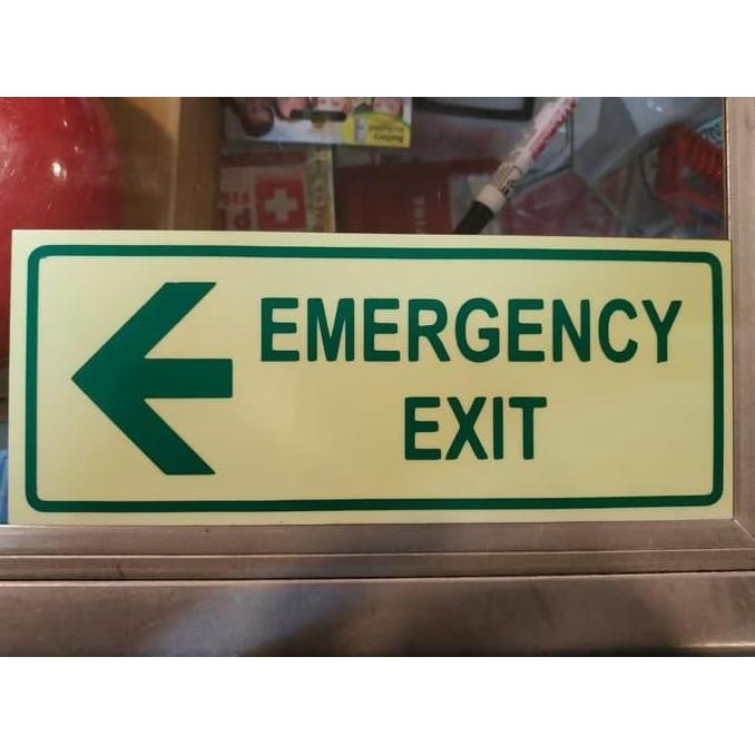 Jual Sign Akrilik Emergency Exit Glow In The Dark 20X8Cm | Shopee Indonesia