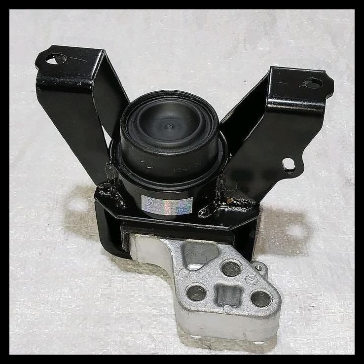 Jual DISKON ENGINE MOUNTING KANAN MT AT X PANDER XPANDER CROSS (2017 UP ...