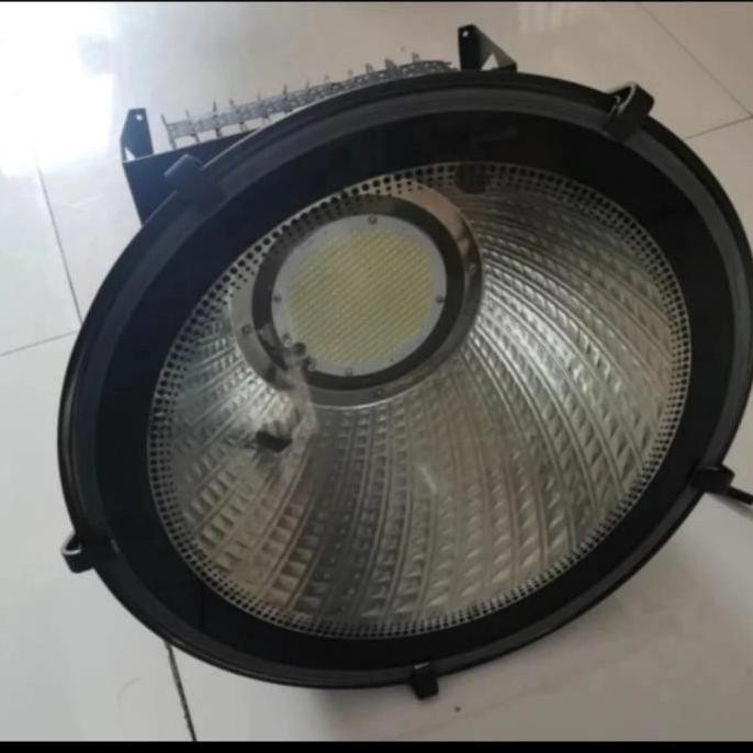 Jual lampu tembak sorot 400w 400 w led tambang jalan stadion mangkok crane | Shopee Indonesia
