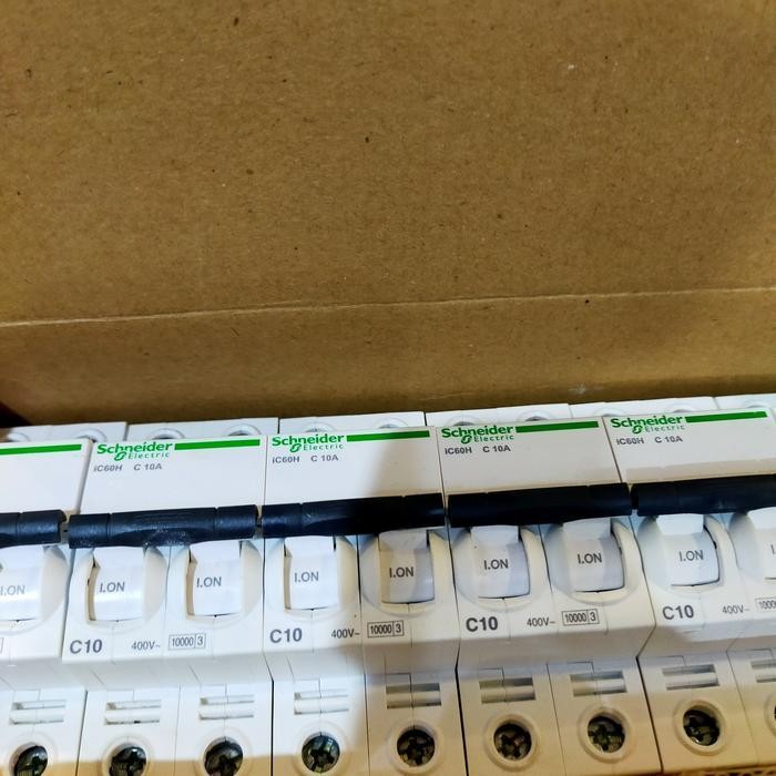 Jual MCB SCHNEIDER IC60H 2P 6A 10A 16A 20A 25A 32A 10KA ORIGINAL Berkualitas | Shopee Indonesia