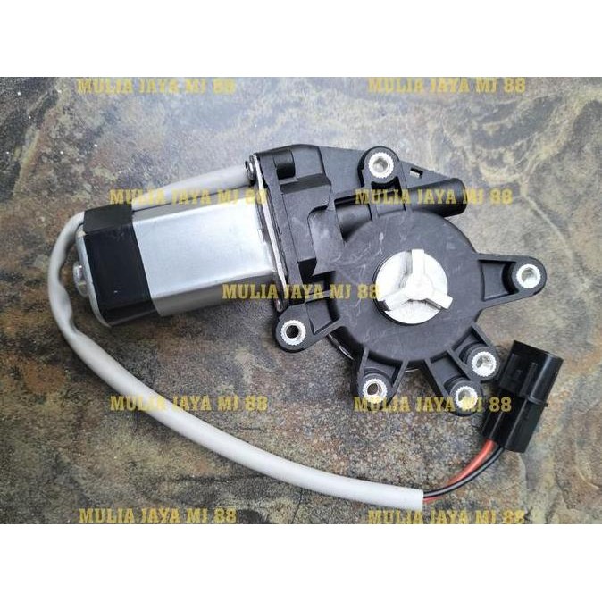 Jual Dinamo Kaca Pintu FUSO Supergreat KIRI/Dinamo Power Window FUSO ...