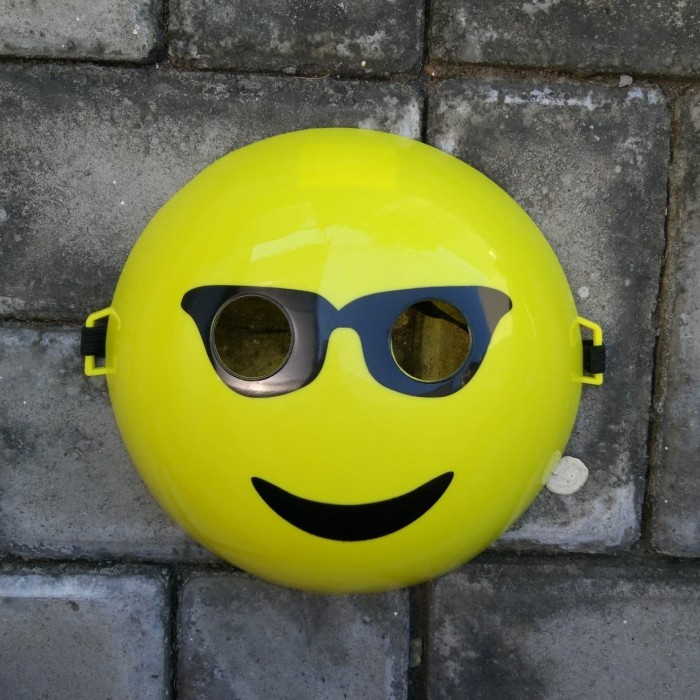 Jual ~~~~~] topeng halloween emoticon icon smile kacamata pesta premium ...