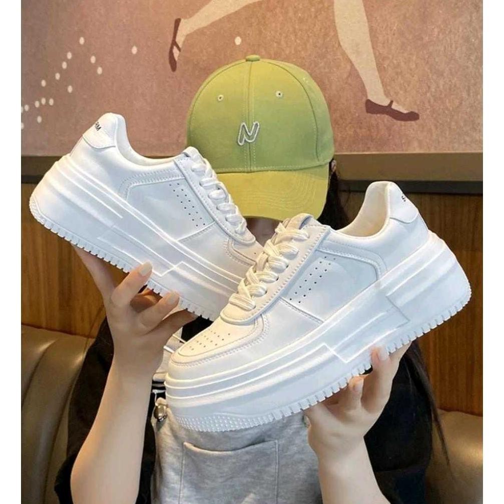 Jual Hot "New Macati"Sepatu Sneakers Putih Polos Wanita Sepatu Sekolah ...