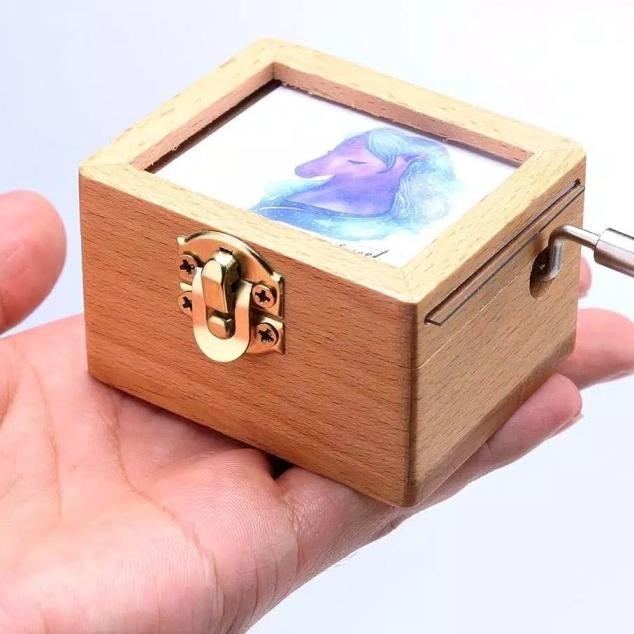 Jual Kotak Musik Kayu Wooden Music Box Bisa Diganti Dg Foto | Shopee ...