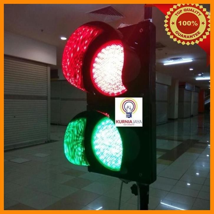 Jual (KJG) TRAFFIC STREET LIGHT LED RED GREEN 30CM LAMPU RAMBU RAMBU ...