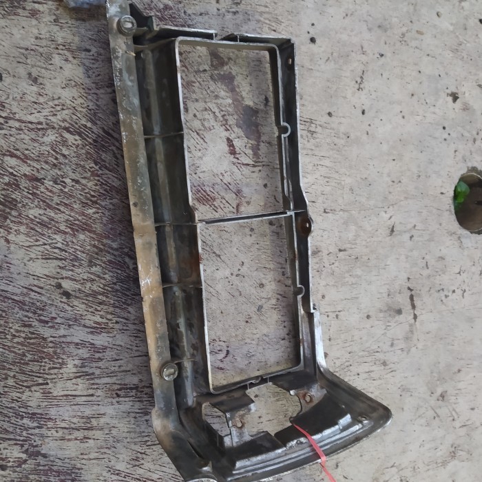 Jual Frame Headlamp Kanan Toyota Corona Tt (Laik Pakai) | Shopee Indonesia