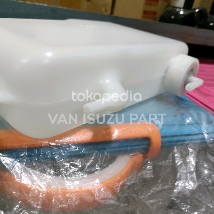 Jual Tabung Tangki Tenki Air Radiator Isuzu Traga Traga E4 Original ...
