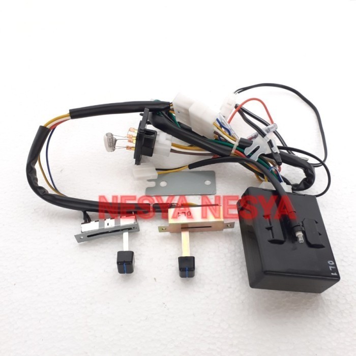 Jual Amplifier Ampli Modul Kontrol Ecu Swith Ac Mobil Kijang Kapsul ...