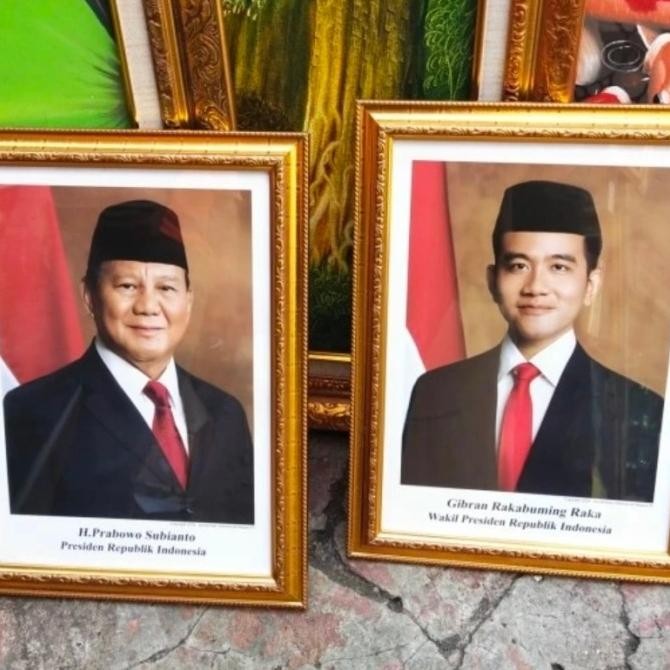 Jual uk 30x40 bingkai foto presiden+wakil resmi setneg RI 2019 P19A ...