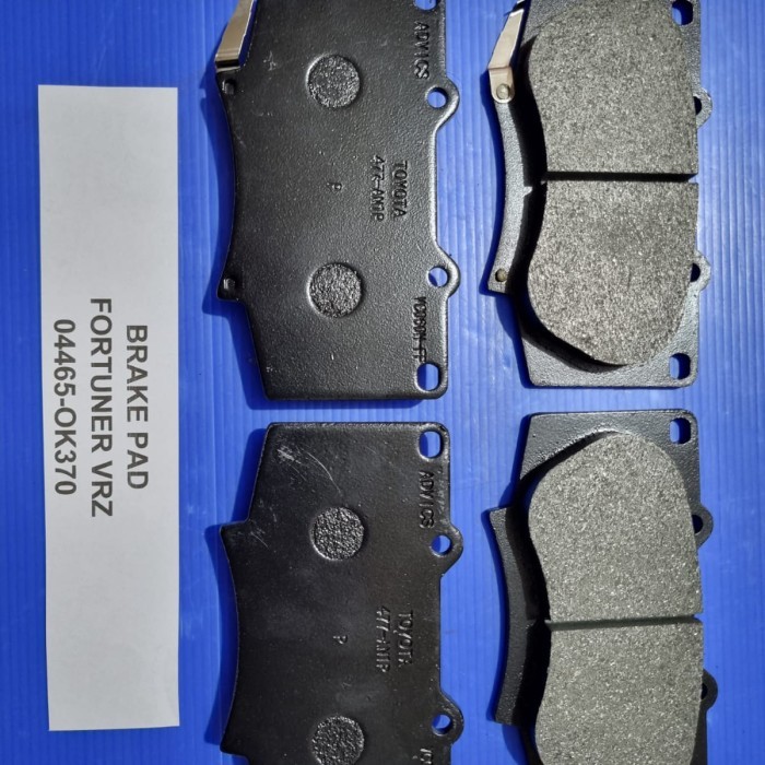 Jual Kampas rem depan fortuner vrz type GR 04465-0K070 oem thailand ...