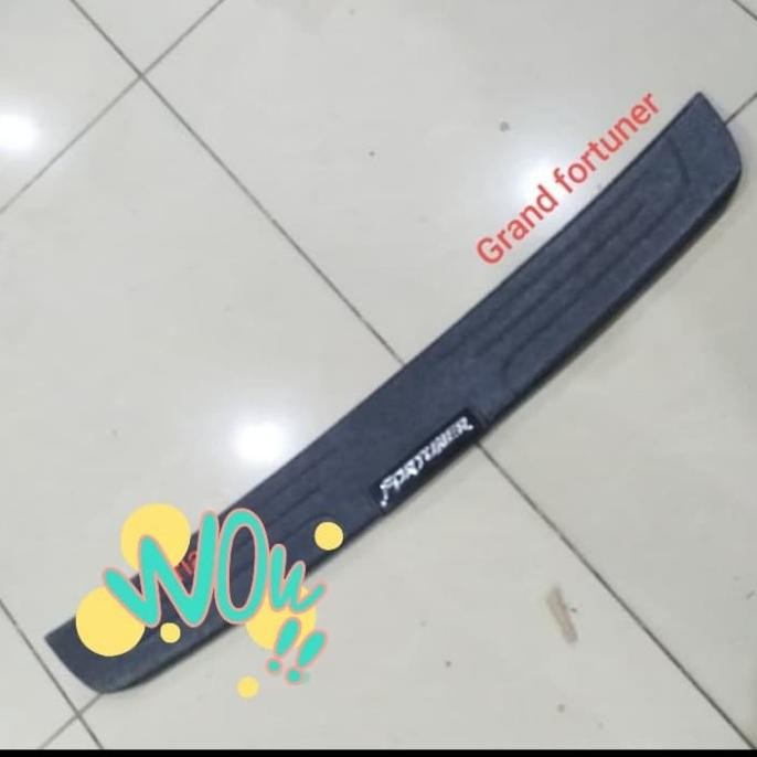 Jual SiLPLATE SILL PLATE FORTUNER LAMA OLD BLACK 2005+2015 | Shopee ...