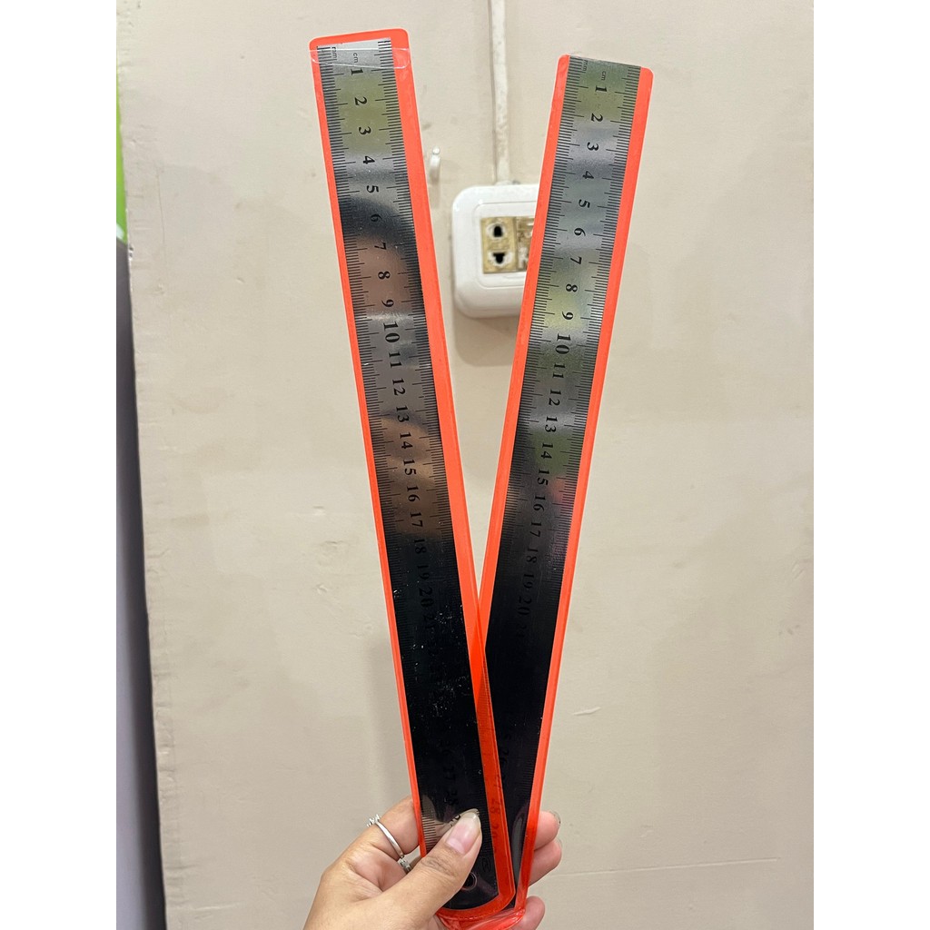 Jual PENGGARIS BESI 30 cm Termurah Stainless Pengaris Garisan | Shopee Indonesia