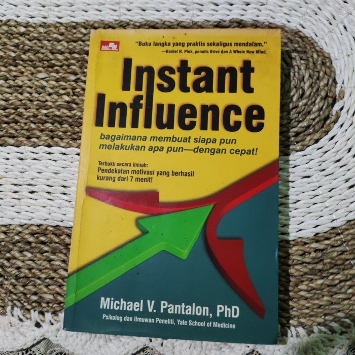 Jual INSTANT INFLUENCE - MICHAEL V PANTALON original | Shopee Indonesia