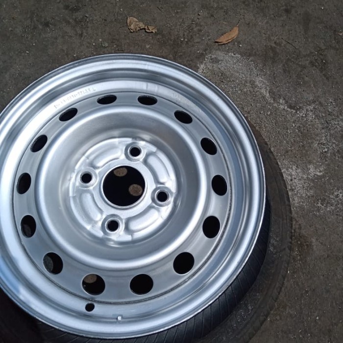 Jual VELG KALENG KIJANG KAPSUL RING 14 LEBAR 5.5 PCD 4X114 | Shopee Indonesia