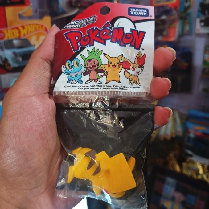 Jual Pokemon Pikachu Moncolle Friends Battle Pose Takara Tomy | Shopee ...