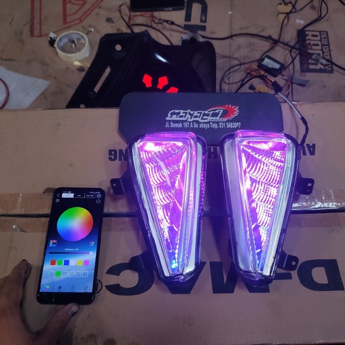 Jual LED DRL Innova Reborn 2021-2024 RGB matrix Padlelpop | Shopee ...