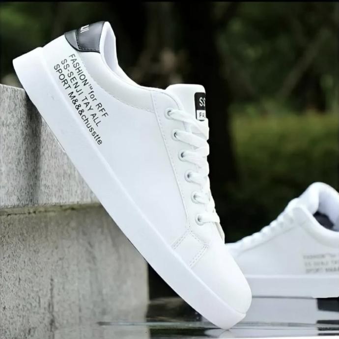 Jual Sepatu Sneakers Pria Jimmy Official Senji Putih Murah | Shopee ...