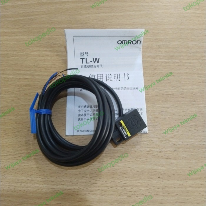 Jual Omron Tl-W5Mc1 Flat Inductive Proximity Sensor Omron Tl W5Mc1 Tlw5Mc1 | Shopee Indonesia