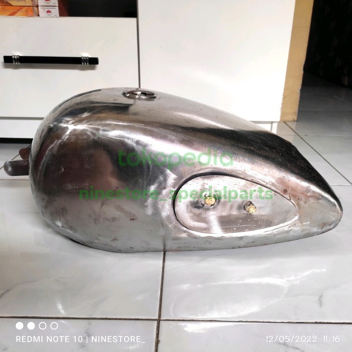 Jual Tangki Custom Classic Model Inggris , Tangki Classic British, Bsa ...