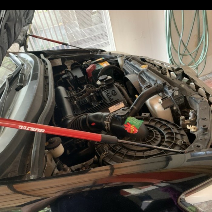 Jual Engine Hood Damper/Hidrolik Kap Mesin Sustec Toyota Innova 2012 ...