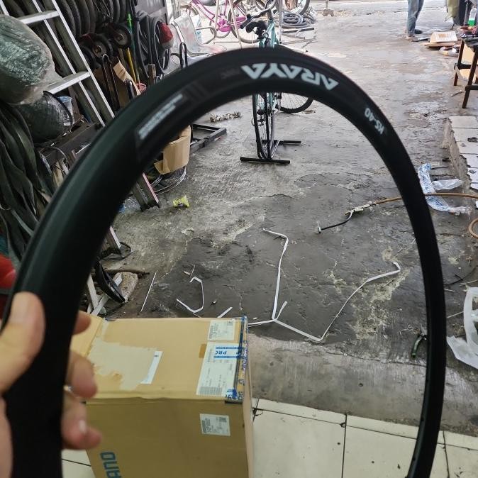 Jual Rims Velg 700C Araya KS-40 32 Hole Brake Line Full Hitam RIMS ...