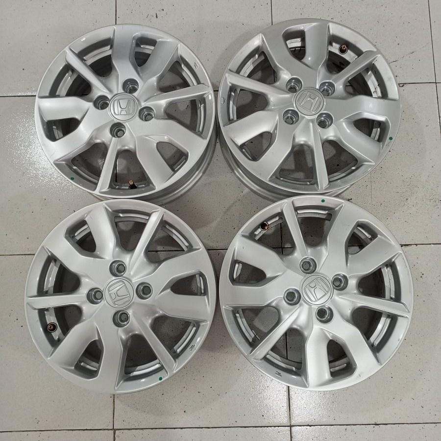 Jual Velg Mobil Bekas Oem Std New Brio R14X5 Lubang 4 Et50Silver | Shopee Indonesia