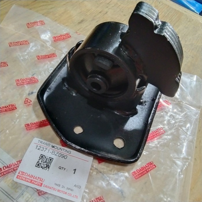 Jual Karet Dudukan Transmisi Trans Mounting Grand Gran Max Luxio Matic ...